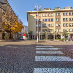 Virtual Merano | 03_Piazza_teatro_02